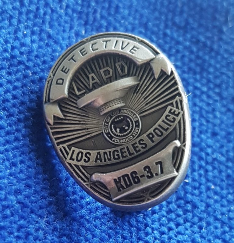 Blade Runner Badge Pin 2049 – Policebadge.de